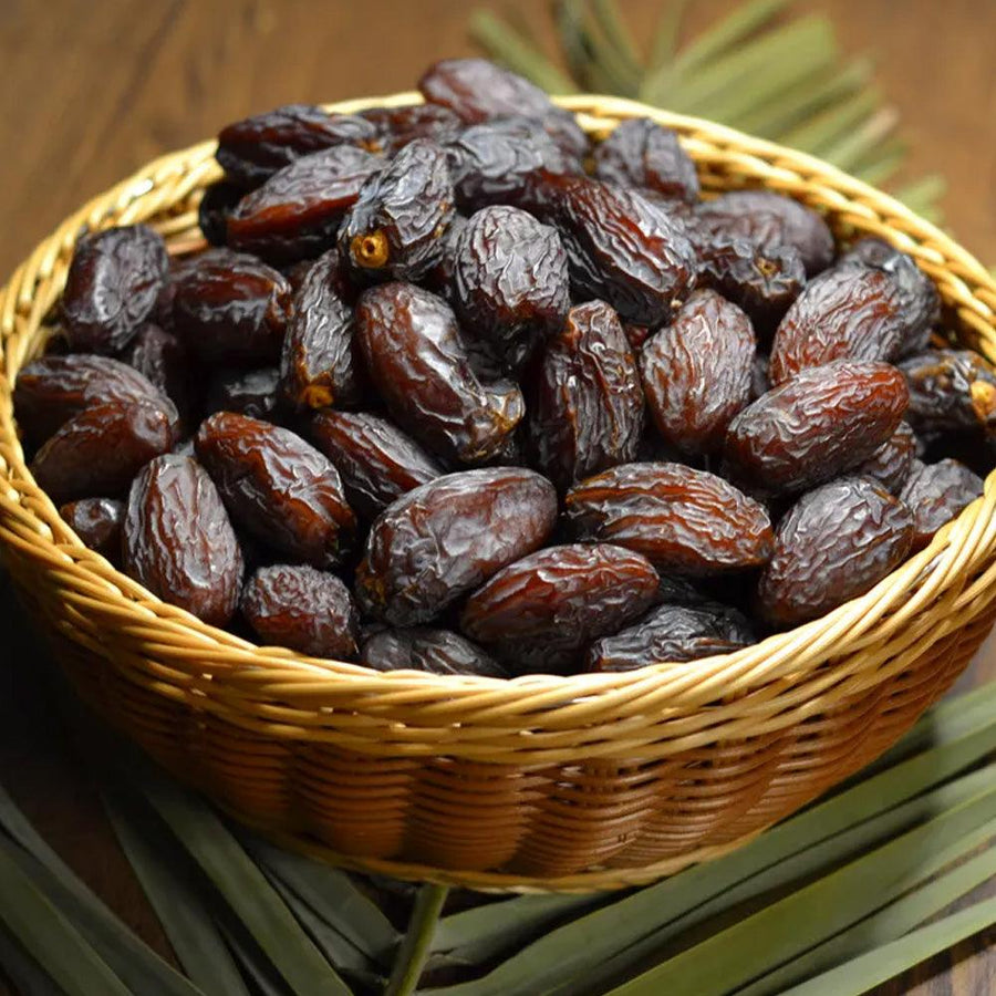 Premium Medjool Dates - Fresh Leaf UAE